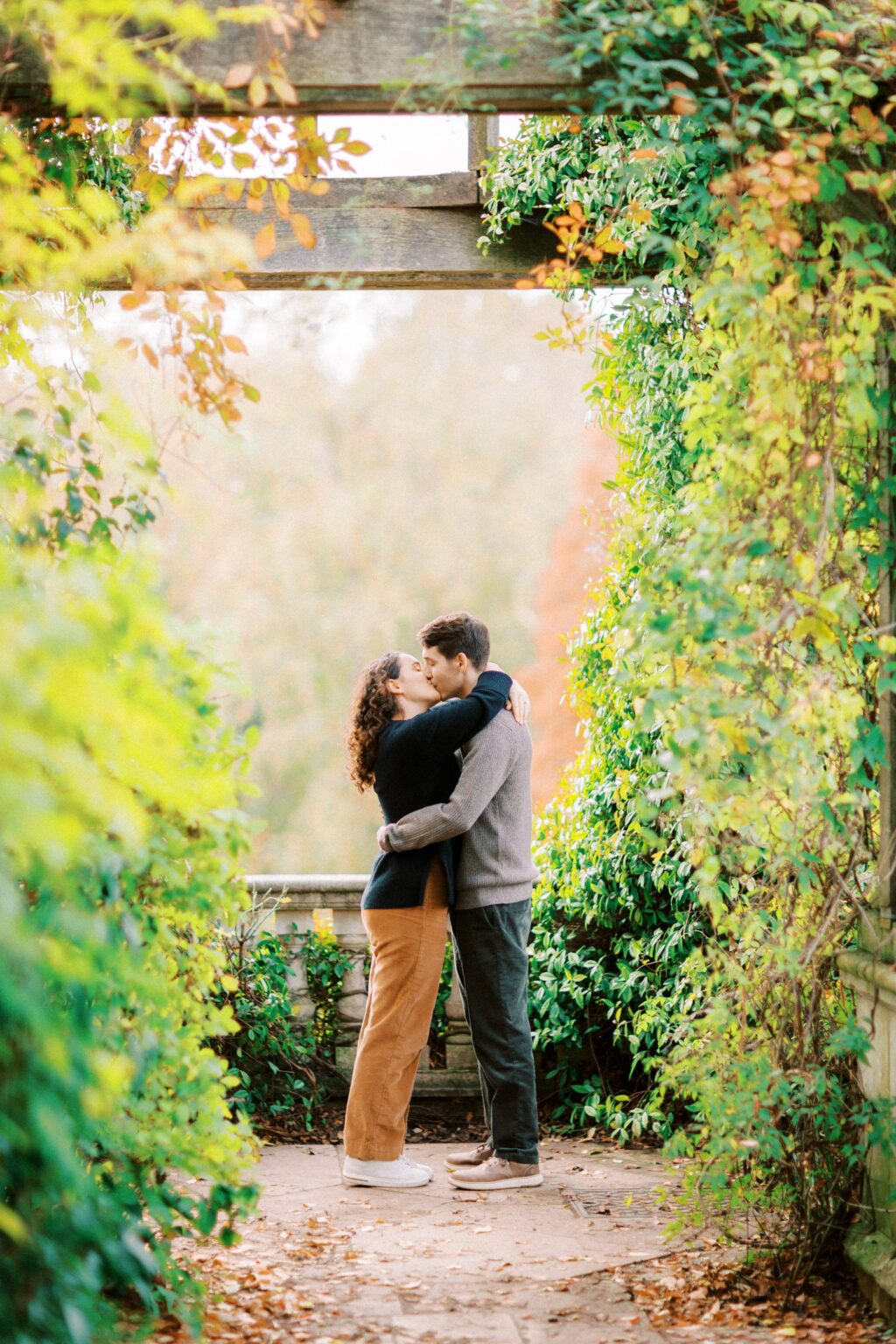 Hampstead Heath Hill Garden & Pergola Photographer » Wedding ...